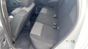 Dacia Duster 2013 in Kaunas, with an engine capacity of 1.60 L and mileage of 181 thousand km for 3300 €, photo 19 on AUTOMOTO.COM.LV