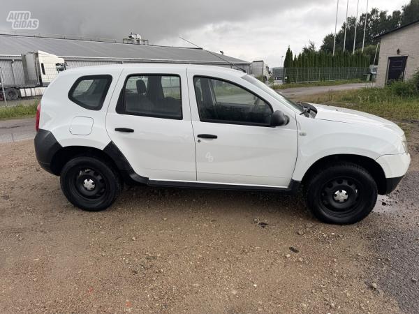 Dacia Duster 2013 Viļņa, ar dzinēja tilpumu 1.60 L un nobraukumu 218 tūkst. km par 3350 €, foto 3 vietnē AUTOMOTO.COM.LV