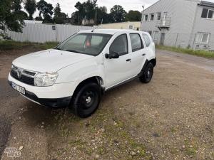 Dacia Duster 2013 Viļņa, ar dzinēja tilpumu 1.60 L un nobraukumu 218 tūkst. km par 3350 €, foto 5 vietnē AUTOMOTO.COM.LV