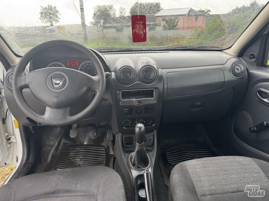 Dacia Duster 2013 Viļņa, ar dzinēja tilpumu 1.60 L un nobraukumu 218 tūkst. km par 3350 €, foto 16 vietnē AUTOMOTO.COM.LV