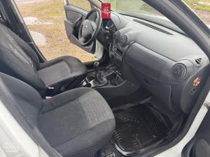 Dacia Duster 2013 Viļņa, ar dzinēja tilpumu 1.60 L un nobraukumu 218 tūkst. km par 3350 €, foto 18 vietnē AUTOMOTO.COM.LV