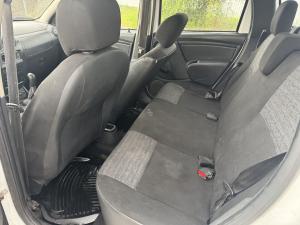Dacia Duster 2013 Viļņa, ar dzinēja tilpumu 1.60 L un nobraukumu 218 tūkst. km par 3350 €, foto 20 vietnē AUTOMOTO.COM.LV
