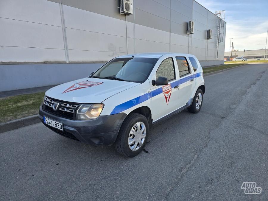 Dacia Duster 2014 in Radviliskis, with an engine capacity of 1.60 L and mileage of 306 thousand km for 2550 €, photo 1 on AUTOMOTO.COM.LV