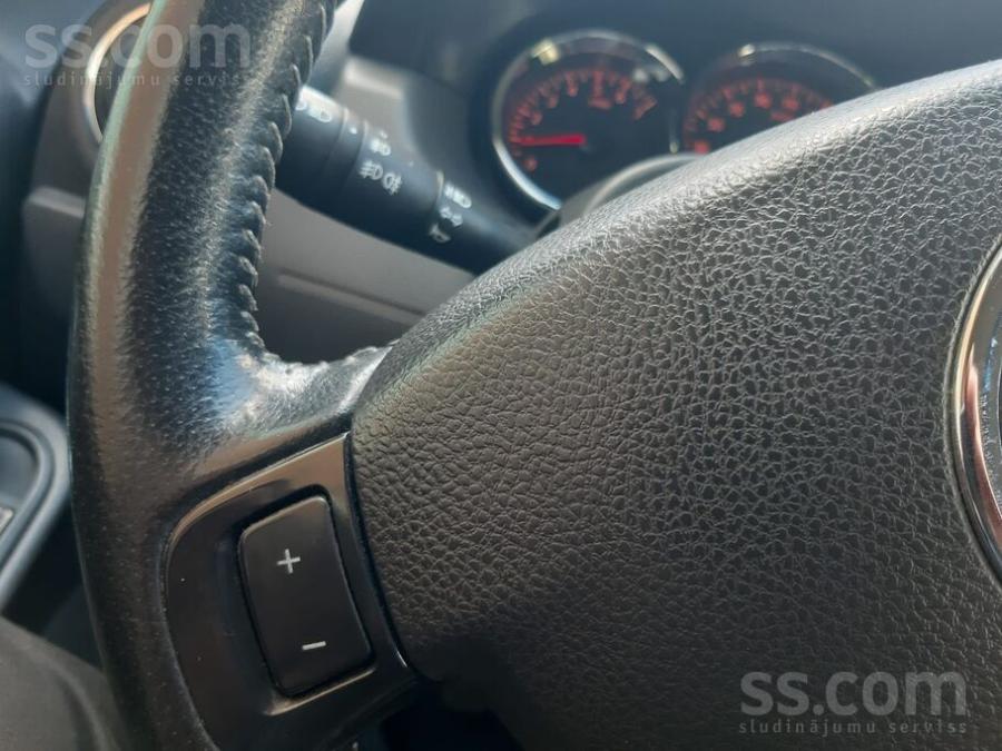 Dacia Duster 2014 in Daugavpils, with an engine capacity of 1.20 L and mileage of 0 thousand km for 6350 €, photo 15 on AUTOMOTO.COM.LV