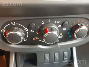 Dacia Duster 2014 in Daugavpils, with an engine capacity of 1.20 L and mileage of 0 thousand km for 6350 €, photo 18 on AUTOMOTO.COM.LV