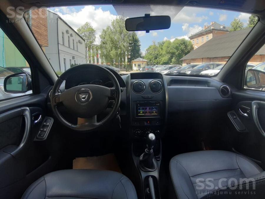 Dacia Duster 2014 in Daugavpils, with an engine capacity of 1.20 L and mileage of 0 thousand km for 6350 €, photo 23 on AUTOMOTO.COM.LV
