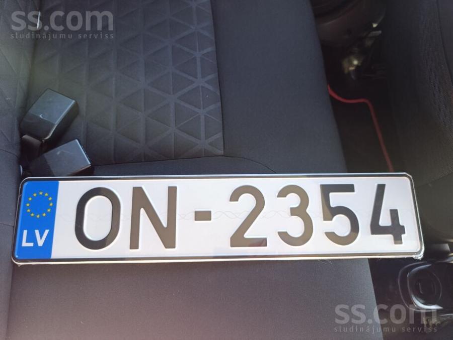 Dacia Duster 2014 Valmiera, ar dzinēja tilpumu 1.50 L un nobraukumu 237 tūkst. km par 6550 €, foto 17 vietnē AUTOMOTO.COM.LV