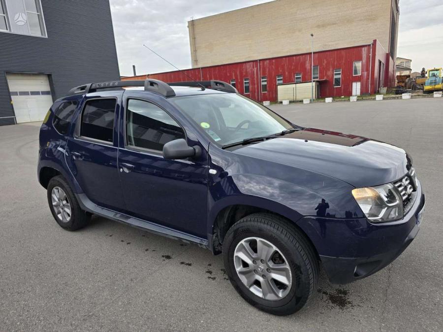 Dacia Duster 2017 in Taurage, with an engine capacity of 1.46 L and mileage of 200 thousand km for 5800 €, photo 5 on AUTOMOTO.COM.LV