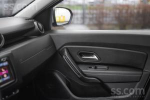 Dacia Duster 2019 in Riga, with an engine capacity of 1.50 L and mileage of 113 thousand km for 12500 €, photo 12 on AUTOMOTO.COM.LV