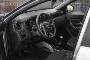 Dacia Duster 2019 in Riga, with an engine capacity of 1.50 L and mileage of 113 thousand km for 12500 €, photo 16 on AUTOMOTO.COM.LV