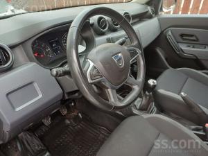 Dacia Duster 2020 in Riga, with an engine capacity of 1.50 L and mileage of 135 thousand km for 10100 €, photo 9 on AUTOMOTO.COM.LV