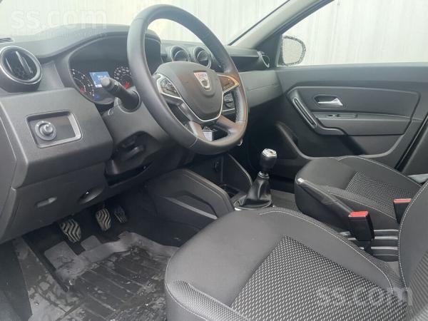 Dacia Duster 2021 in Riga, with an engine capacity of 1.50 L and mileage of 39 thousand km for 12900 €, photo 7 on AUTOMOTO.COM.LV