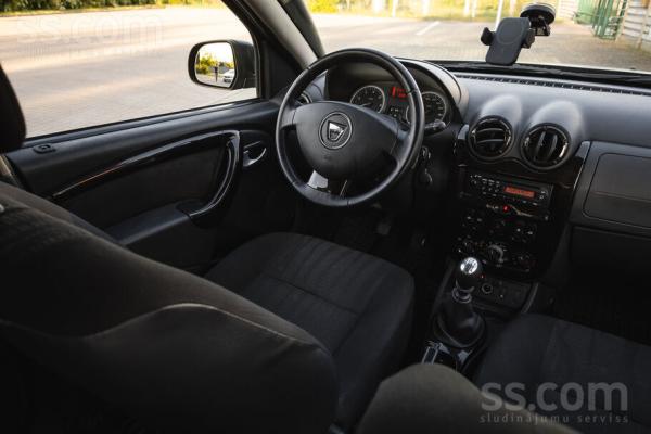 Зеленый Дачия Duster 2011 в Елгава, объемом двигателя 2.00 л и пробегом 270 тыс. км за 8500 €, фото 7 на AUTOMOTO.COM.LV