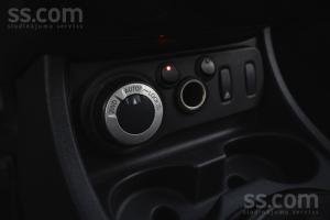 Zaļš Dacia Duster 2011 Jelgava, ar dzinēja tilpumu 2.00 L un nobraukumu 270 tūkst. km par 8500 €, foto 12 vietnē AUTOMOTO.COM.LV