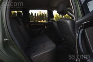 Zaļš Dacia Duster 2011 Jelgava, ar dzinēja tilpumu 2.00 L un nobraukumu 270 tūkst. km par 8500 €, foto 13 vietnē AUTOMOTO.COM.LV