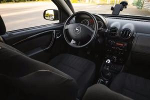 Green Dacia Duster 2011 in Jelgava, with an engine capacity of 2.00 L and mileage of 270 thousand km for 8500 €, photo 8 on AUTOMOTO.COM.LV