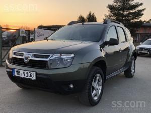 Green Dacia Duster 2013 in Cesis, with an engine capacity of 1.50 L and mileage of 0 thousand km for 5900 €, photo 2 on AUTOMOTO.COM.LV
