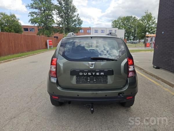 Zaļš Dacia Duster 2014 Cēsis, ar dzinēja tilpumu 1.20 L un nobraukumu 214 tūkst. km par 6400 €, foto 5 vietnē AUTOMOTO.COM.LV
