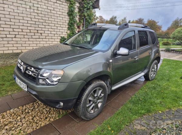 Дачия Duster 2015 в Екабпилс на AUTOMOTO.COM.LV Зеленый Дачия Duster 2015 в Екабпилс, объемом двигателя 1.50 л и пробегом 263 тыс. км за 4750 €, фото 3 на AUTOMOTO.COM.LV