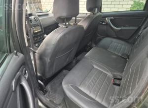 Green Dacia Duster 2015 in Jekabpils, with an engine capacity of 1.50 L and mileage of 263 thousand km for 4750 €, photo 8 on AUTOMOTO.COM.LV