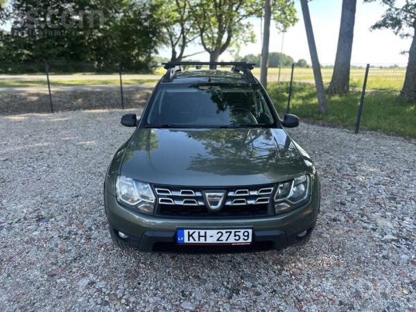 Green Dacia Duster 2016 in Cesis, with an engine capacity of 1.50 L and mileage of 0 thousand km for 7800 €, photo 2 on AUTOMOTO.COM.LV