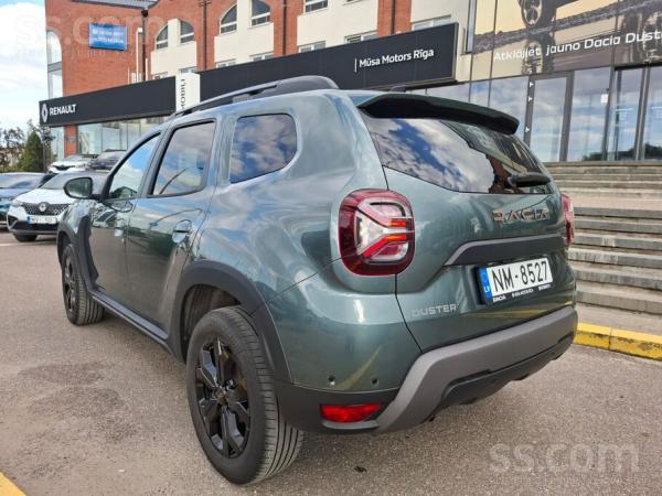 Green Dacia Duster 2023 in Riga, with an engine capacity of 1.00 L and mileage of 62 thousand km for 7700 €, photo 2 on AUTOMOTO.COM.LV