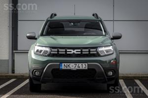 Green Dacia Duster 2023 in Riga, with an engine capacity of 1.30 L and mileage of 86 thousand km for 16500 €, photo 3 on AUTOMOTO.COM.LV