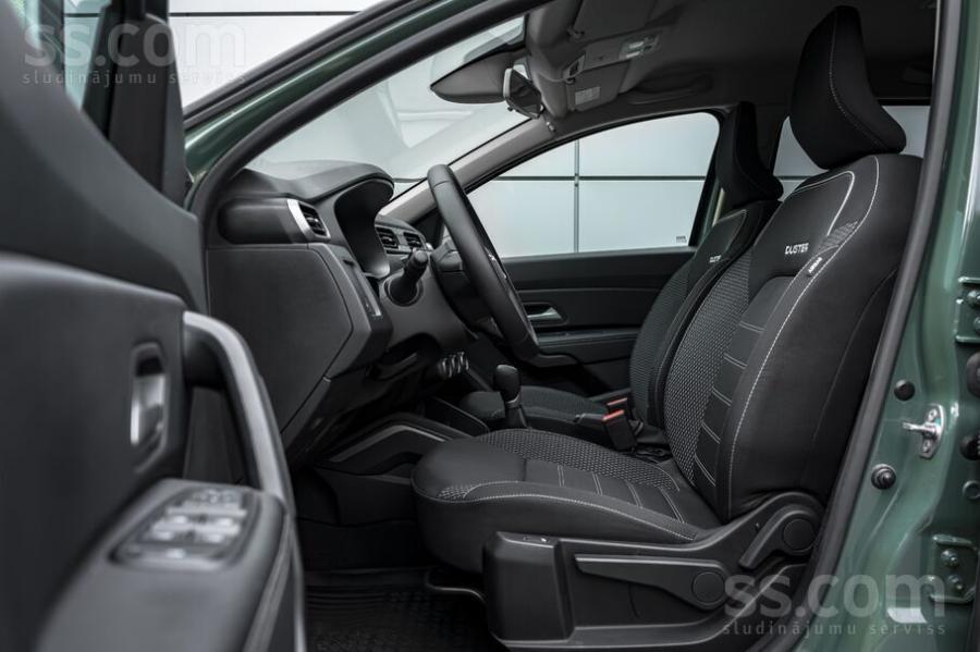 Green Dacia Duster 2023 in Riga, with an engine capacity of 1.30 L and mileage of 86 thousand km for 16500 €, photo 11 on AUTOMOTO.COM.LV
