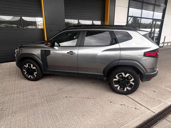 Green Dacia Duster 2024 in Vilnius, with an engine capacity of 1.20 L and mileage of 104 thousand km for 18000 €, photo 3 on AUTOMOTO.COM.LV