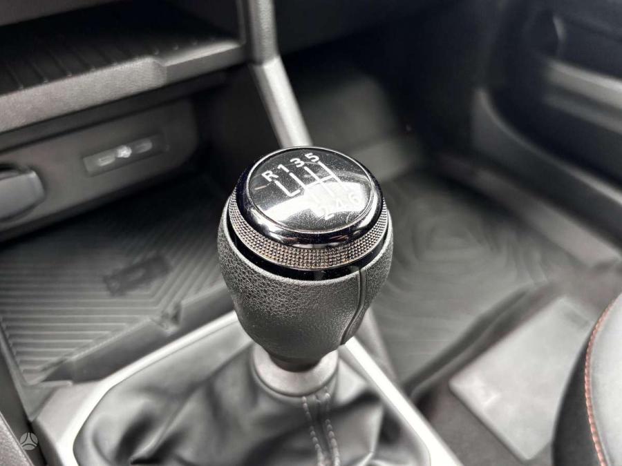 Зеленый Дачия Duster 2024 в Вильнюс, объемом двигателя 1.20 л и пробегом 104 тыс. км за 18000 €, фото 20 на AUTOMOTO.COM.LV