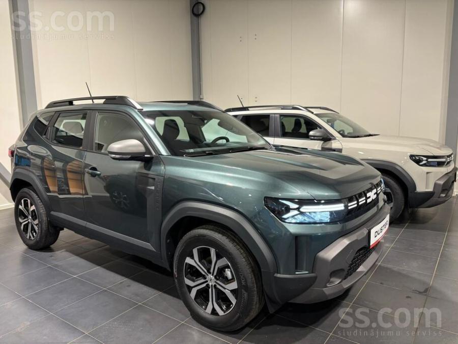 Green Dacia Duster 2025 in Liepaja, with an engine capacity of 1.00 L and mileage of 7 thousand km for 20840 €, photo 8 on AUTOMOTO.COM.LV