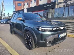 Green Dacia Duster 2025 in Riga, with an engine capacity of 1.20 L and mileage of 27 thousand km for 20600 €, photo  on AUTOMOTO.COM.LV