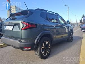 Зеленый Дачия Duster 2025 в Рига, объемом двигателя 1.20 л и пробегом 27 тыс. км за 20600 €, фото 4 на AUTOMOTO.COM.LV
