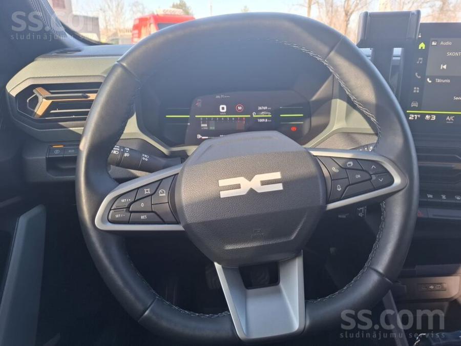 Зеленый Дачия Duster 2025 в Рига, объемом двигателя 1.20 л и пробегом 27 тыс. км за 20600 €, фото 15 на AUTOMOTO.COM.LV