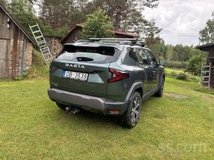 Zaļš Dacia Duster 2025 Ogre, ar dzinēja tilpumu 1.60 L un nobraukumu 30 tūkst. km par 18500 €, foto 5 vietnē AUTOMOTO.COM.LV