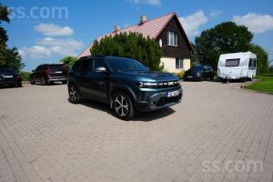 Zaļš Dacia Duster 2025 Dobele, ar dzinēja tilpumu 1.60 L un nobraukumu 5 tūkst. km par 19800 €, foto 3 vietnē AUTOMOTO.COM.LV