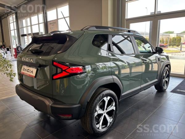 Зеленый Дачия Duster 2026 в Лиепая, объемом двигателя 1.20 л и пробегом 7 тыс. км за 24840 €, фото 5 на AUTOMOTO.COM.LV