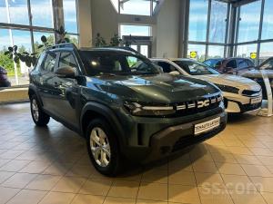 Green Dacia Duster 2026 in Daugavpils, with an engine capacity of 1.20 L and mileage of 13 thousand km for 27325 €, photo 4 on AUTOMOTO.COM.LV