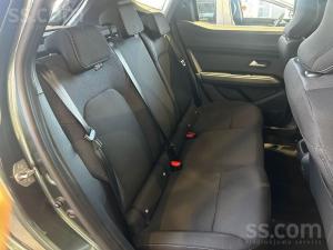 Green Dacia Duster 2026 in Daugavpils, with an engine capacity of 1.20 L and mileage of 13 thousand km for 27325 €, photo 10 on AUTOMOTO.COM.LV