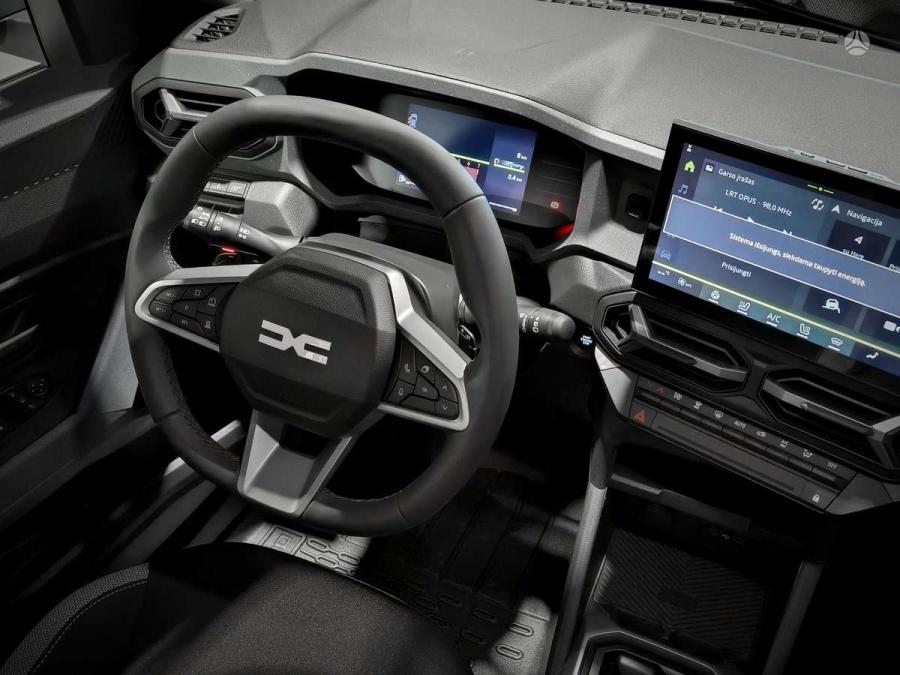 Green Dacia Duster 2026 in Kaunas, with an engine capacity of 1.20 L and mileage of 0 thousand km for 24140 €, photo 10 on AUTOMOTO.COM.LV
