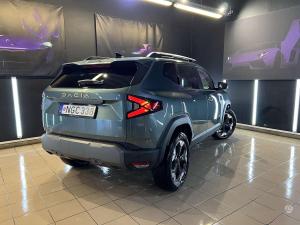 Green Dacia Duster 2024 in Vilnius, with an engine capacity of 1.46 L and mileage of 42 thousand km for 20500 €, photo 4 on AUTOMOTO.COM.LV