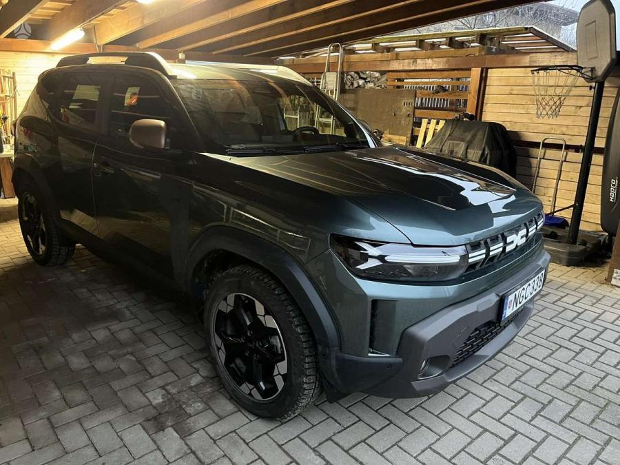 Green Dacia Duster 2024 in Vilnius, with an engine capacity of 1.46 L and mileage of 42 thousand km for 20500 €, photo 5 on AUTOMOTO.COM.LV