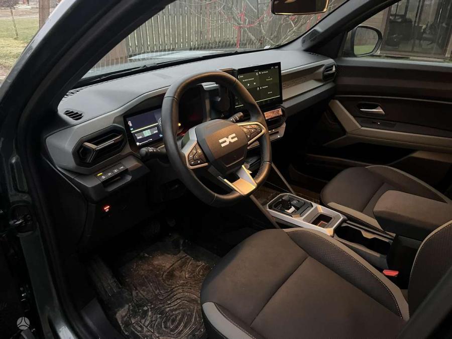 Green Dacia Duster 2024 in Vilnius, with an engine capacity of 1.46 L and mileage of 42 thousand km for 20500 €, photo 15 on AUTOMOTO.COM.LV