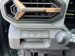 Green Dacia Duster 2024 in Vilnius, with an engine capacity of 1.46 L and mileage of 42 thousand km for 20500 €, photo 27 on AUTOMOTO.COM.LV