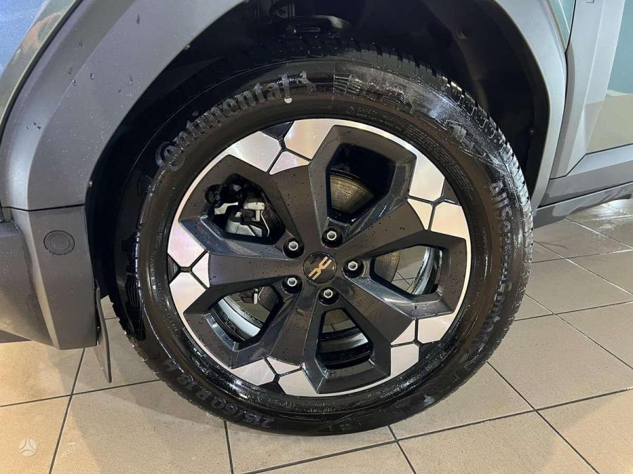 Green Dacia Duster 2024 in Vilnius, with an engine capacity of 1.46 L and mileage of 42 thousand km for 20500 €, photo 29 on AUTOMOTO.COM.LV