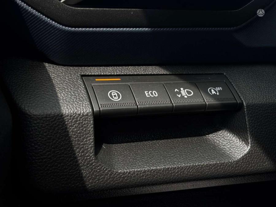 Зеленый Дачия Duster 2024 в Вильнюс, объемом двигателя 1.00 л и пробегом 30 тыс. км за 18500 €, фото 15 на AUTOMOTO.COM.LV