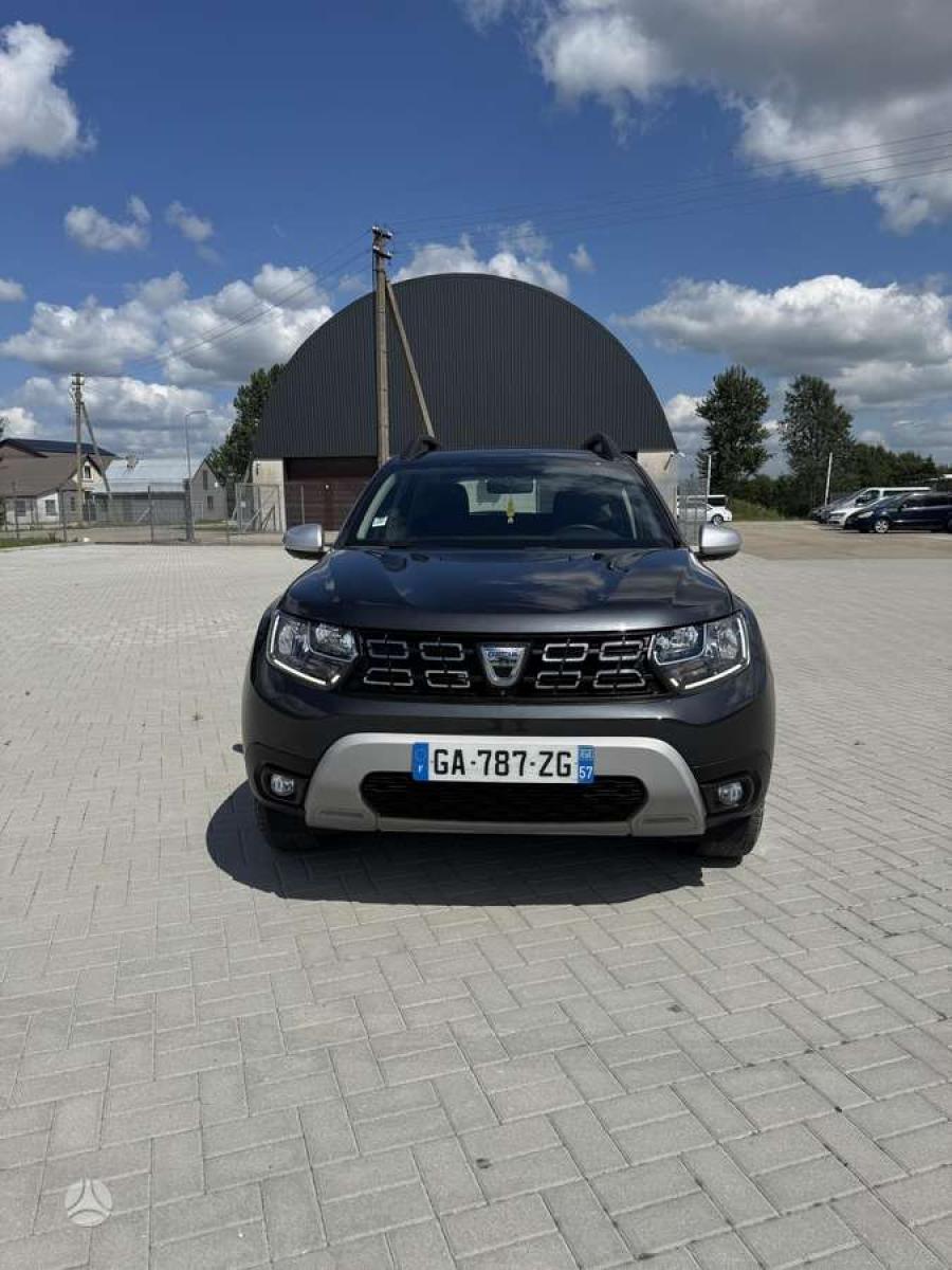 Зеленый Дачия Duster 2021 в Таураге, объемом двигателя 1.00 л и пробегом 68 тыс. км за 9500 €, фото 1 на AUTOMOTO.COM.LV