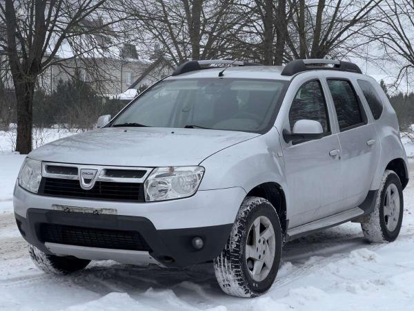 Pelēks Dacia Duster 2010 Tauragė, ar dzinēja tilpumu 1.46 L un nobraukumu 140 tūkst. km par 4300 €, foto 2 vietnē AUTOMOTO.COM.LV