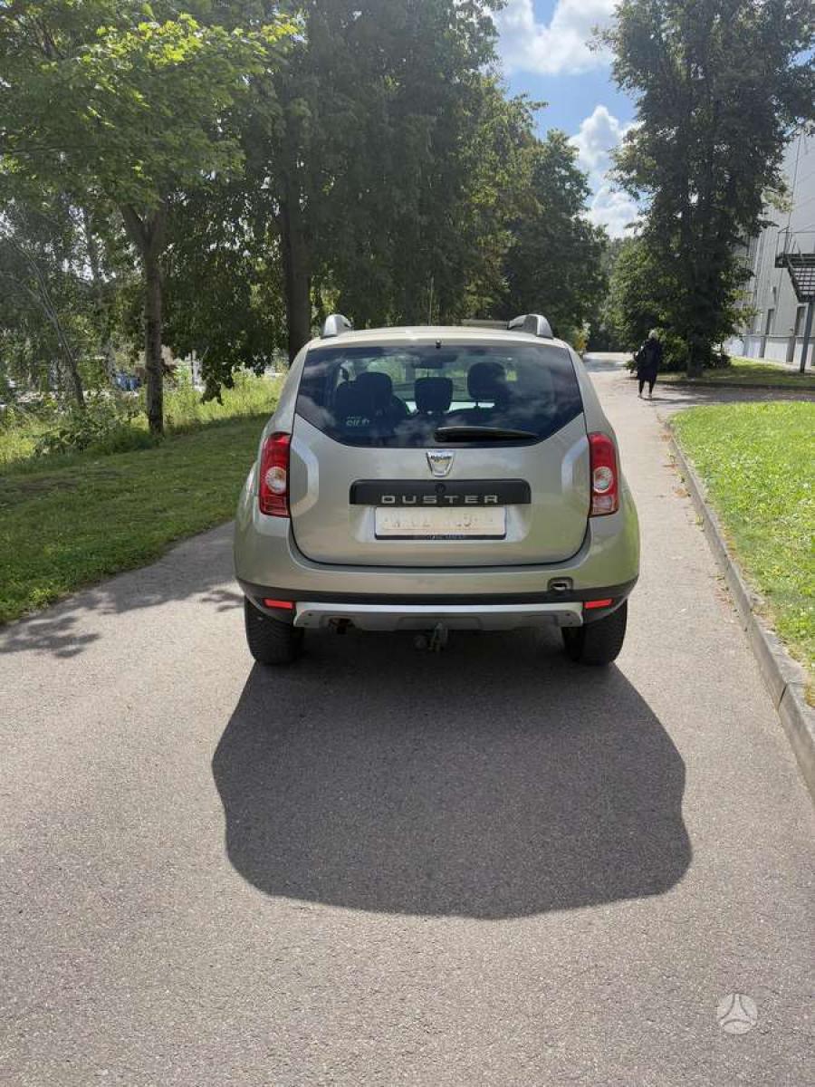 Pelēks Dacia Duster 2011 Alīta, ar dzinēja tilpumu 1.60 L un nobraukumu 197 tūkst. km par 5450 €, foto 7 vietnē AUTOMOTO.COM.LV