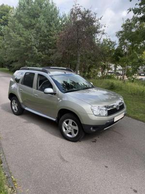 Pelēks Dacia Duster 2011 Alīta, ar dzinēja tilpumu 1.60 L un nobraukumu 197 tūkst. km par 5450 €, foto 9 vietnē AUTOMOTO.COM.LV